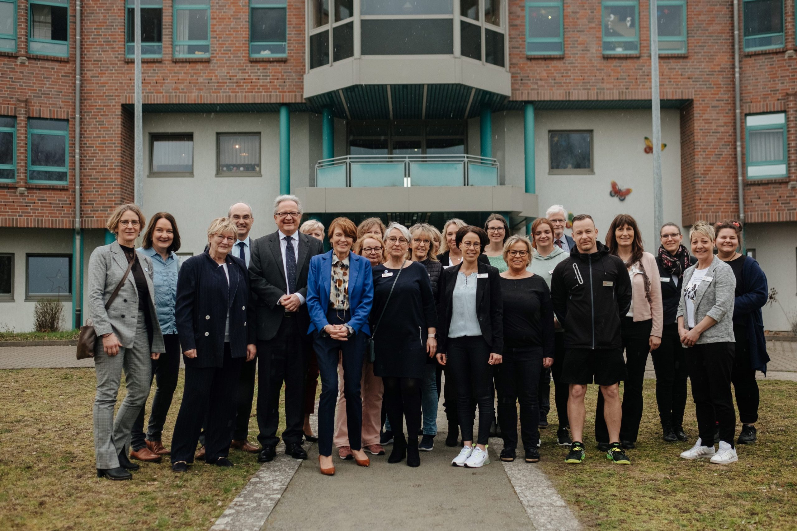 Elke Büdenbender besucht DRK Vorsorgeklinik Mutter/Vater-Kind ...